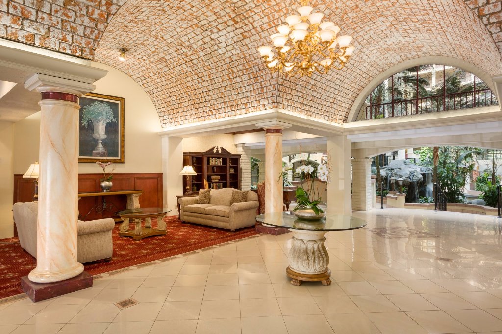 Embassy Suites Hilton Arcadia Hotel Pasadena - Los Angeles Day Use ...