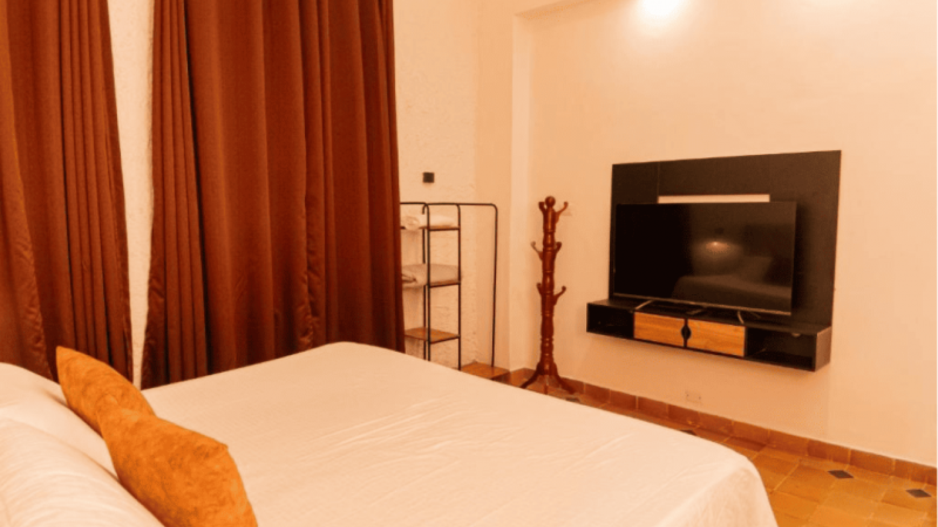 Hotel Boulevard del Río - Cali Day Use Rooms | HotelsByDay.com