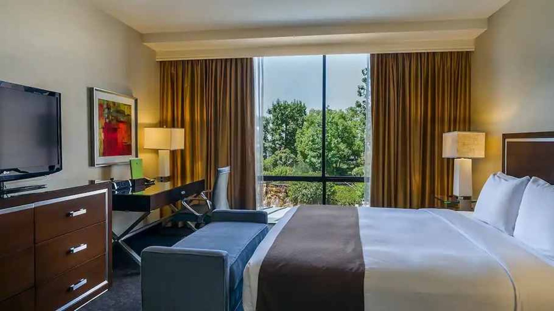 DoubleTree By Hilton Los Angeles Downtown - Los Angeles Day Use Rooms ...