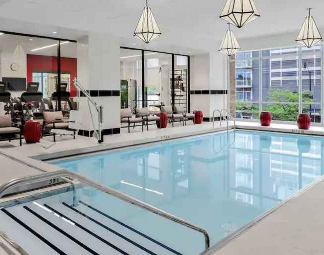 Hilton Garden Inn Chicago McCormick Place - Chicago Day Use Rooms ...
