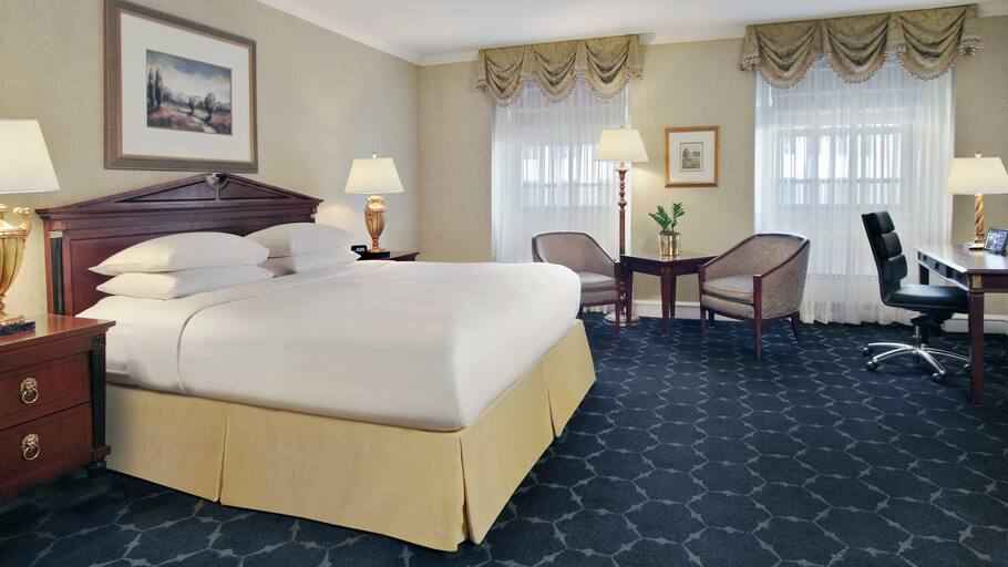The Drake - Chicago Day Use Rooms | HotelsByDay.com