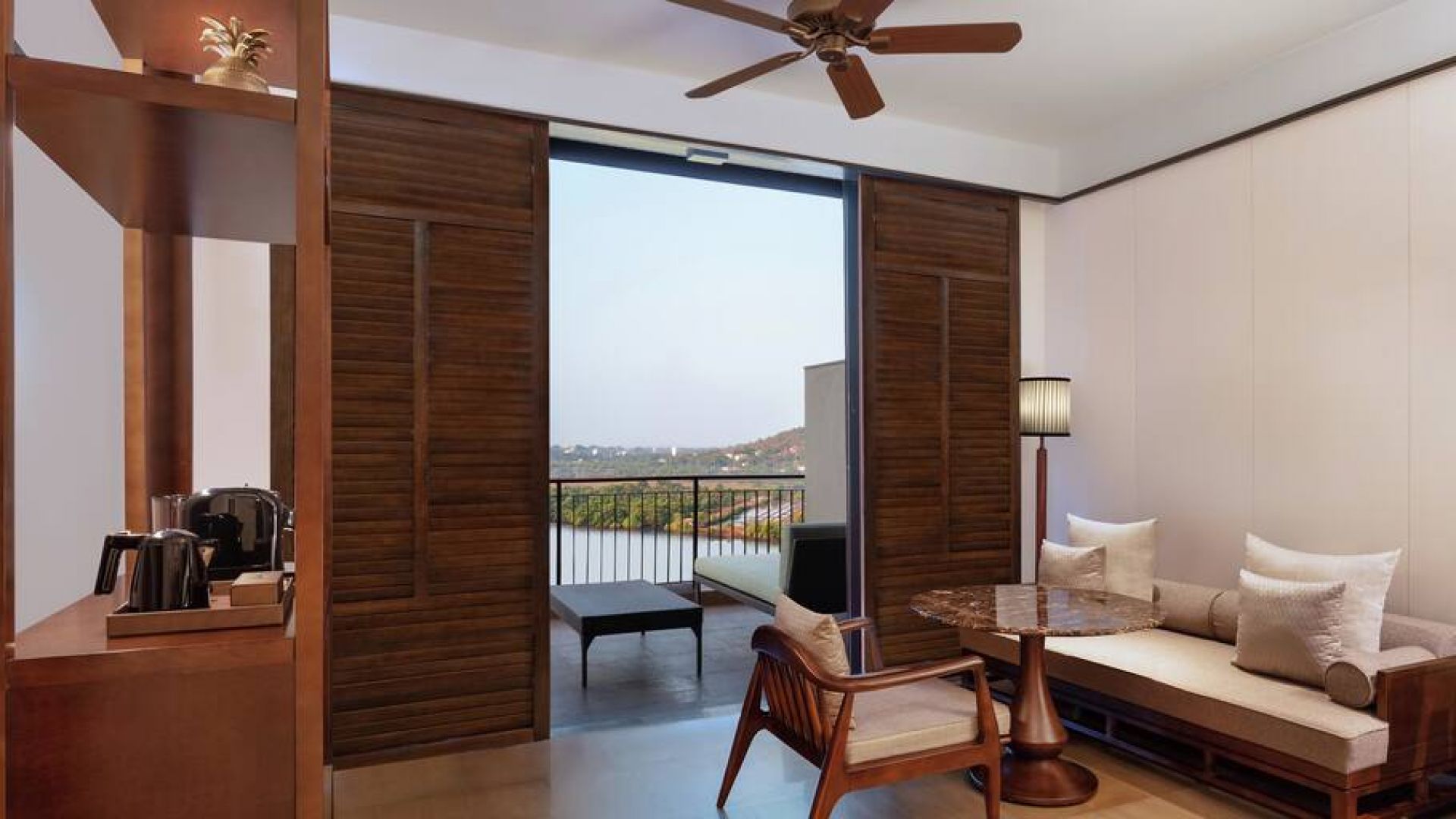 Hilton Goa Resort - Candolim Day Use Rooms | HotelsByDay.com
