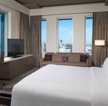 Day Use Hotels in LAX airport | Hourly Rates | HotelsByDay