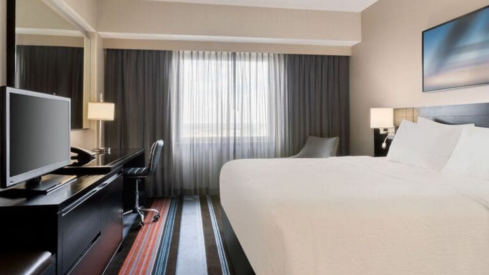 Courtyard By Marriott New York JFK Airport - New York Day Use Rooms ...
