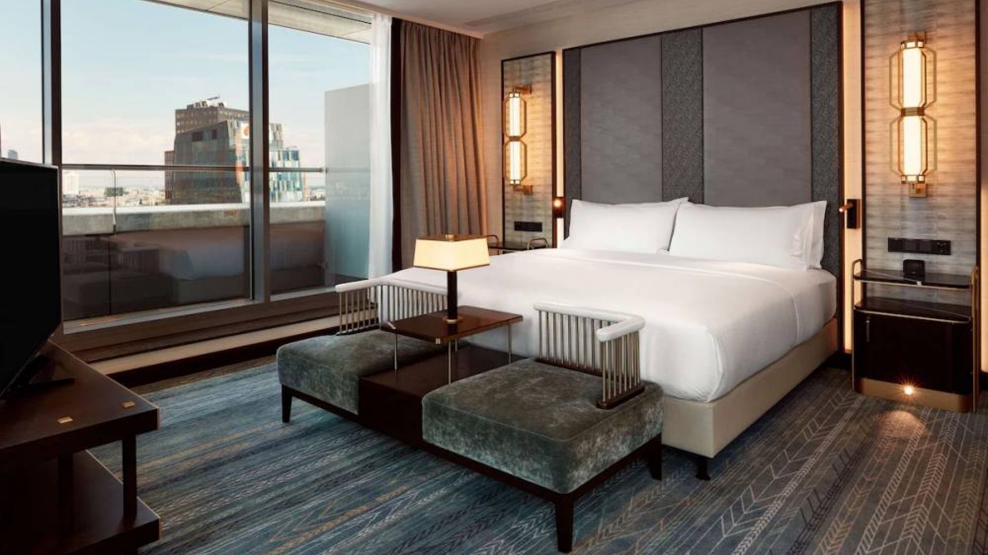 Hilton Vienna Park - Vienna Day Use Rooms | HotelsByDay.com