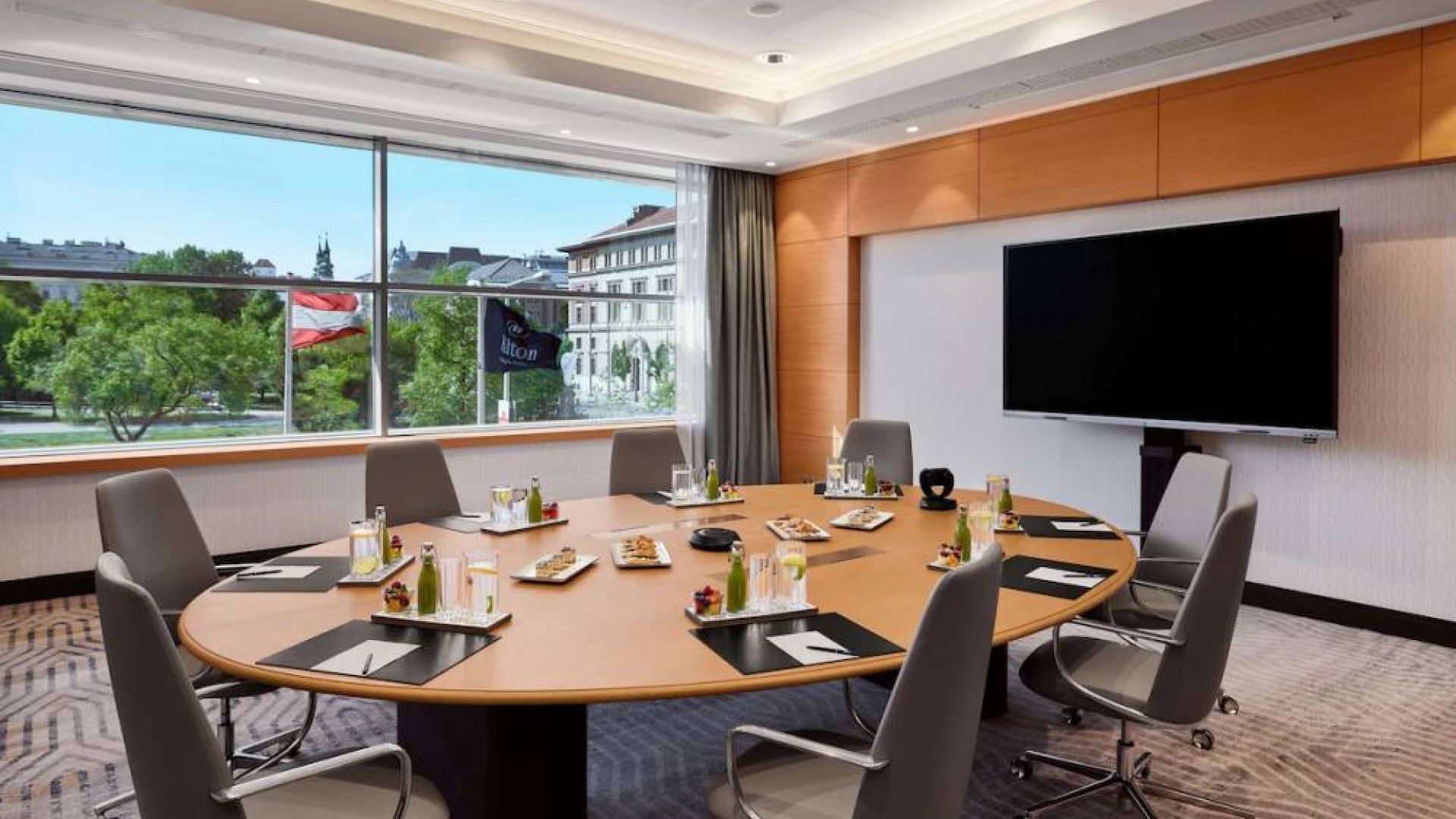 Hilton Vienna Park - Vienna Day Use Rooms | HotelsByDay.com