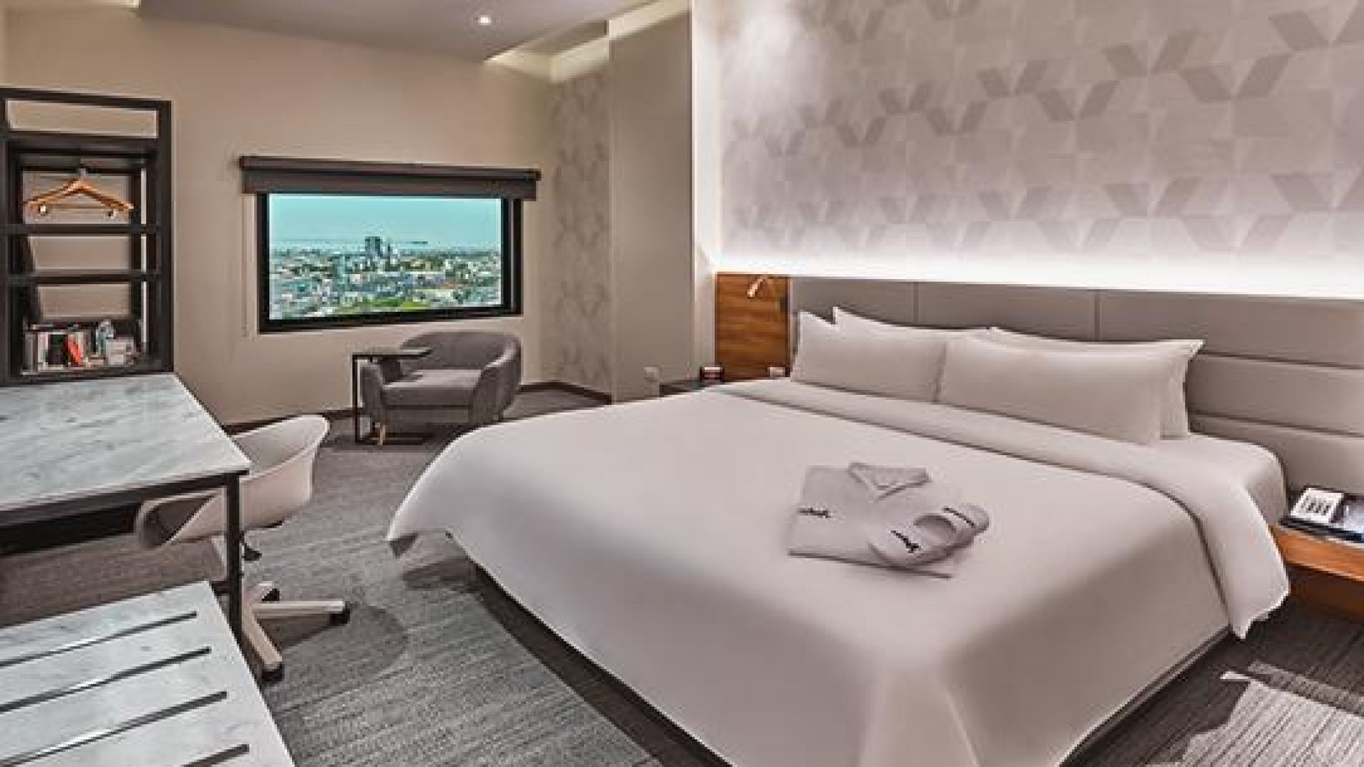 Radisson Monterrey San Jeronimo - Monterrey Day Use Rooms | HotelsByDay.com